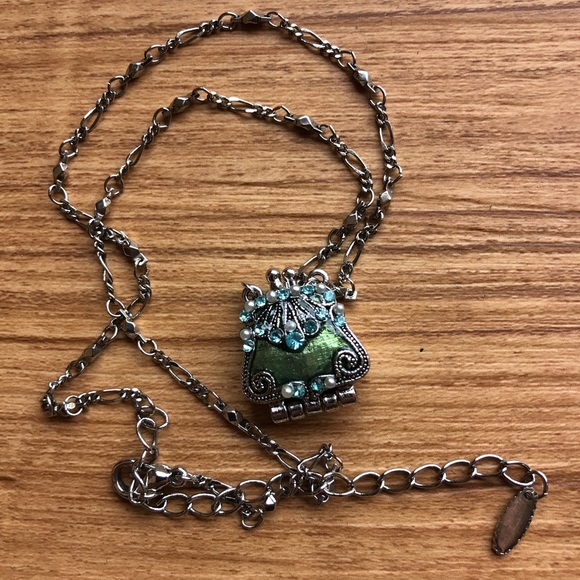 Vclm | Jewelry | Vintage Vclm Victorian Purse Locket Necklace | Poshmark